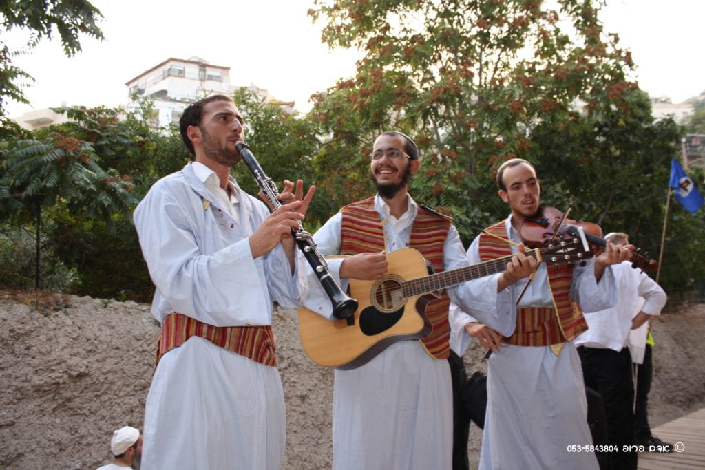 Redemption Mile-Marker: Record-Breaking Crowd at Reenactment of Temple ...